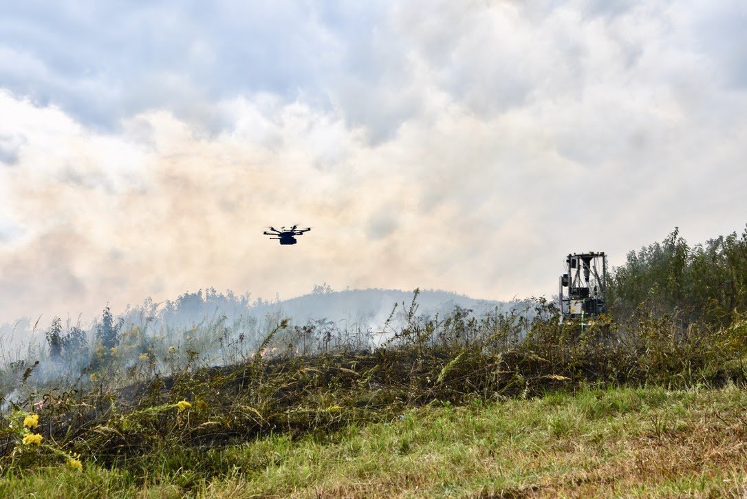 Tracking Wildfire Smoke: EPA Researchers Make Better Maps with Drones ...
