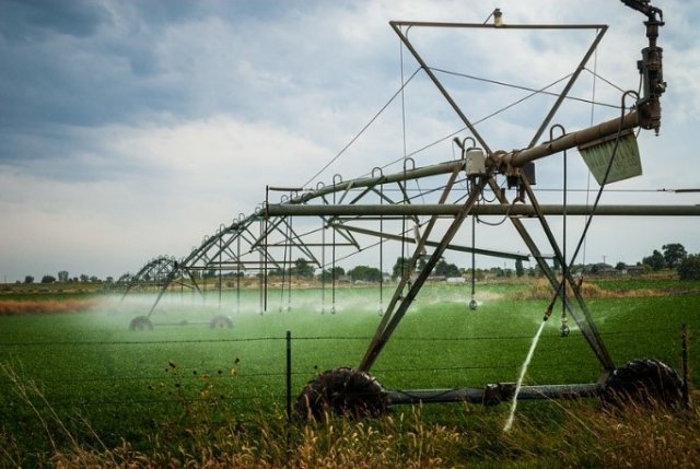 Reusing Water for Agricultural Activities Resources | US EPA